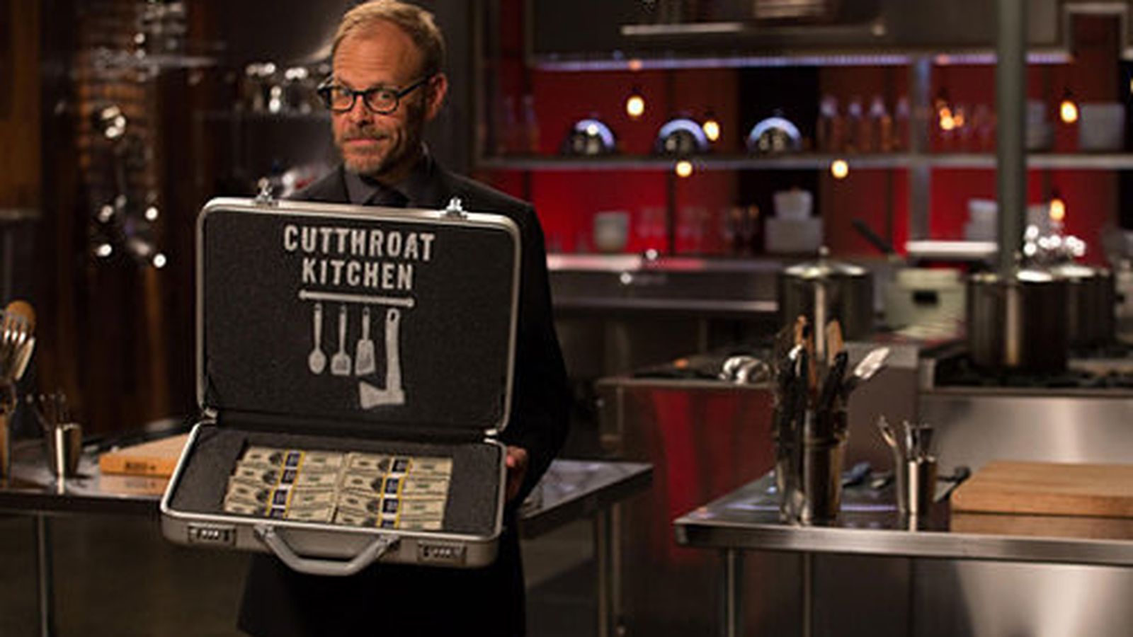 New Season of Food Network’s “Cutthroat Kitchen” Now Casting Special Episodes